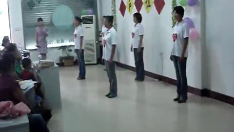 手语舞 感恩的心手语视频 手语教程