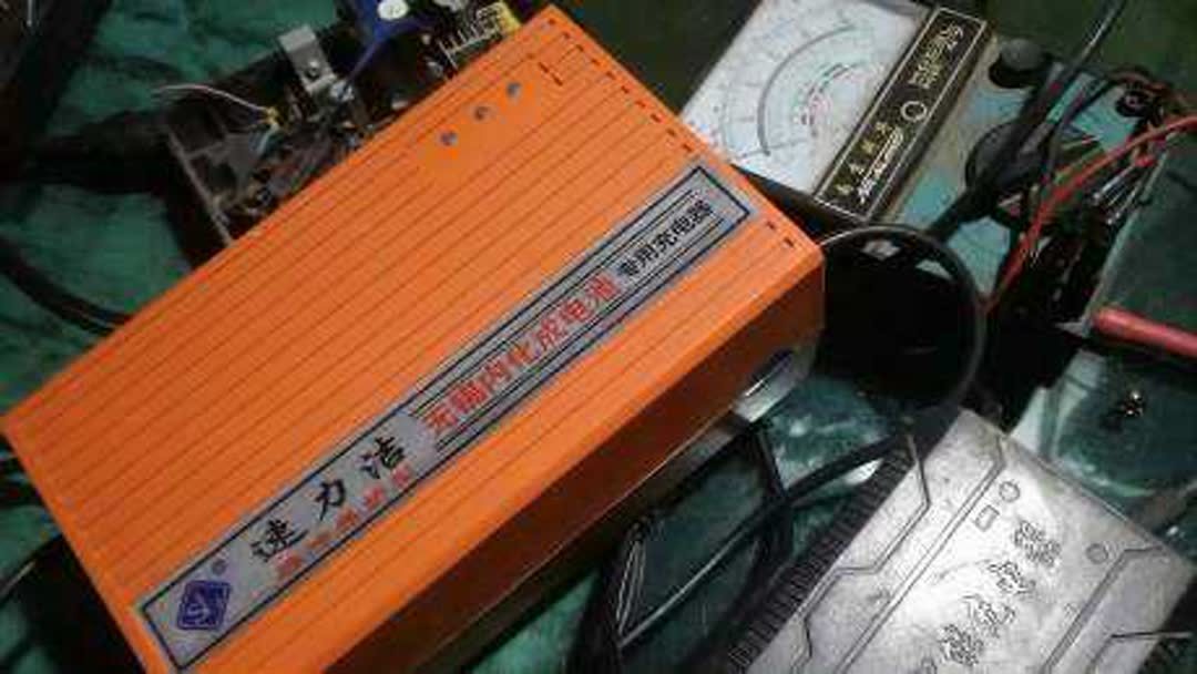 电动车充电器坏了,不要急着换新的,在家动手就能修好