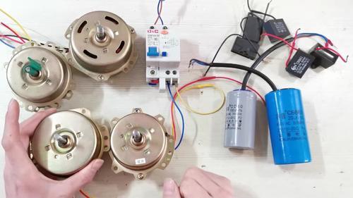 这就是电容的作用,问了老电工很多次都不愿教,居然在这里学会了