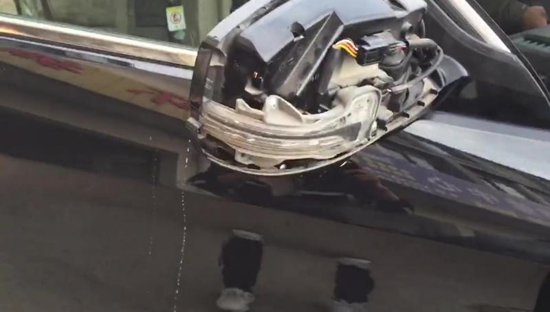 后视镜折叠故障