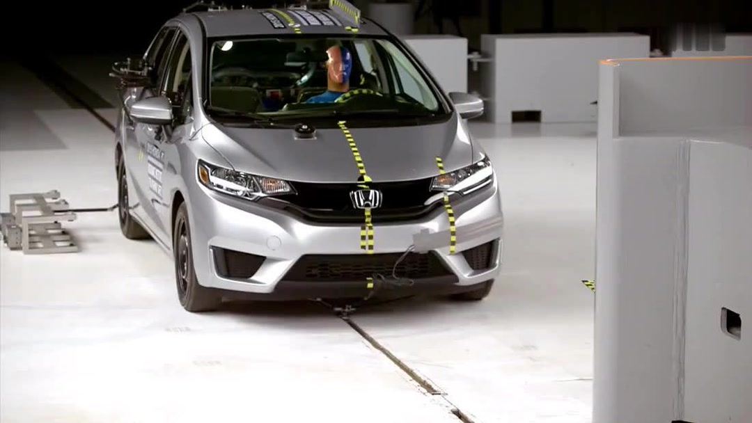 本田新飞度 GK5 碰撞测试