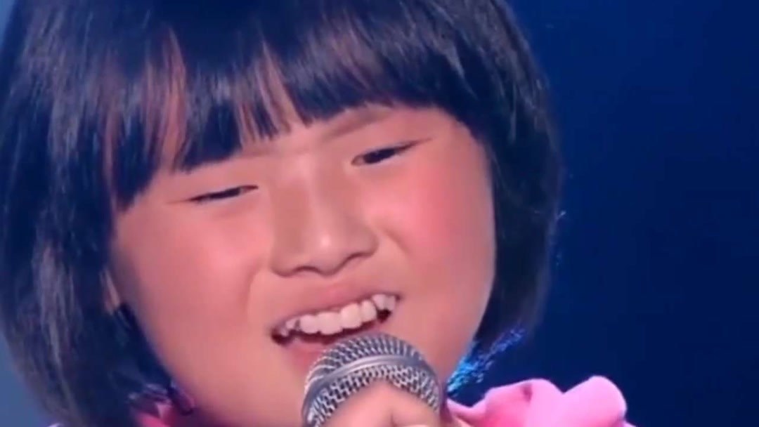 太尴尬!知名小网红宋小睿,一开口居然疯狂跑调,调音师都无奈了