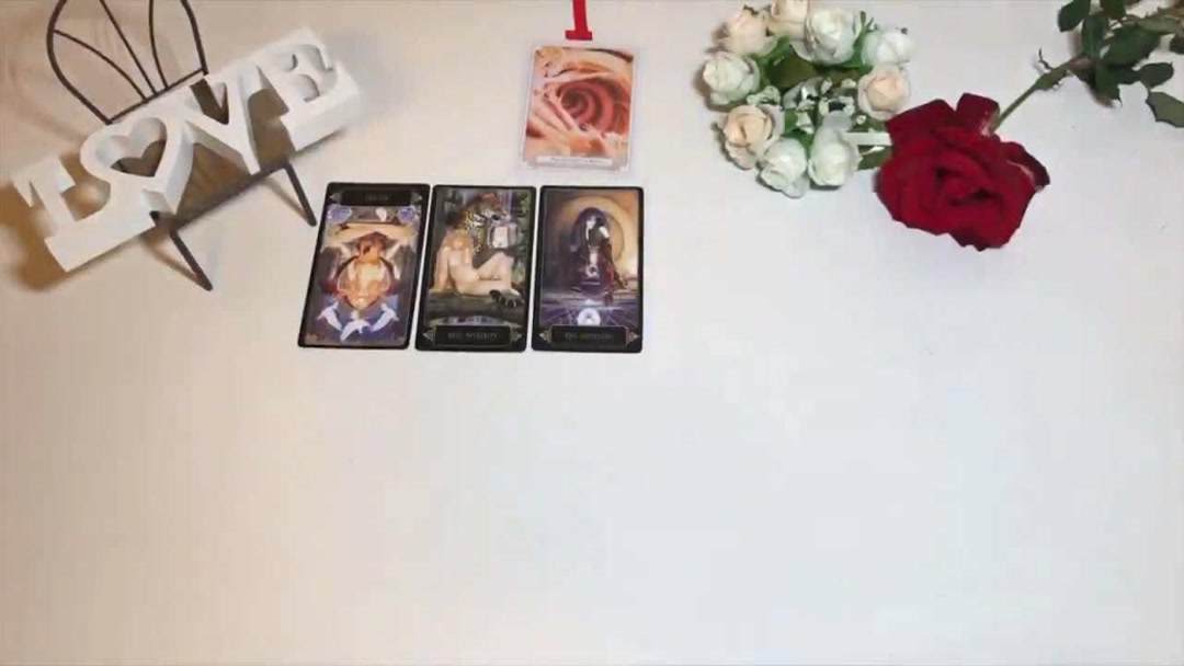 塔罗占卜:他是怎么看待这段感情的?他的真实想法?你们的结局?