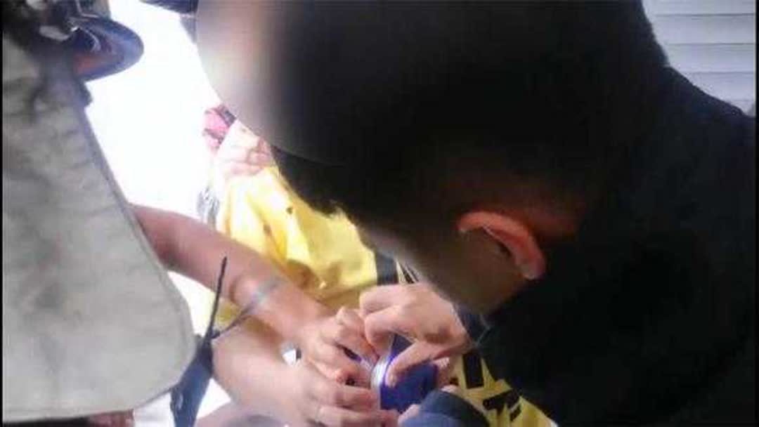 擦窗神器“咬人”,使用多加注意!