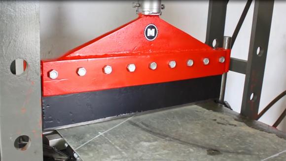 自己动手制作一台简易液压折弯机,真是想象不到的好用