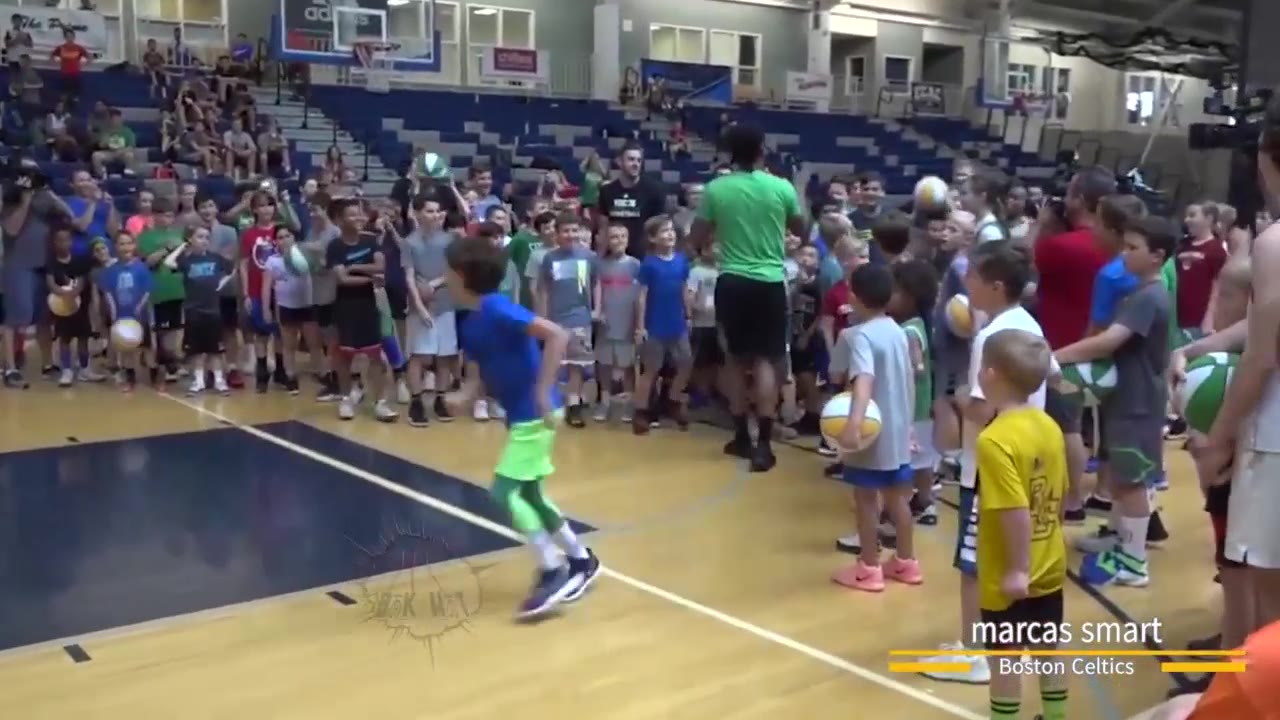 去你的篮球梦系列,把球给我,要回家了!