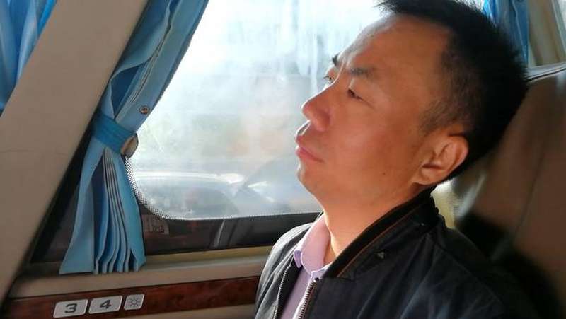 梅姨案被拐15年少年找到了,父亲:想接孩子回家,找个好学校