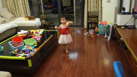 20170725--姐妹俩学动物爬行