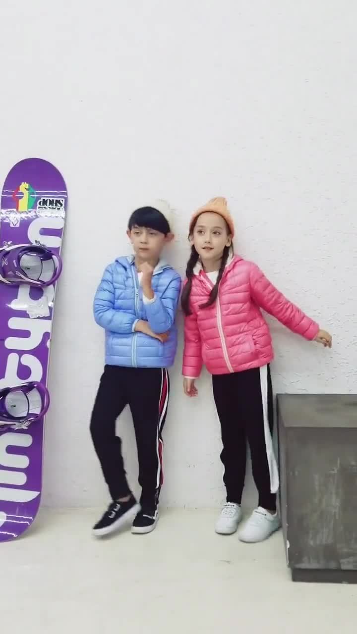 只要你俩一起就是一副美好的画面王子与公主可爱颂2018倒计时Anna...