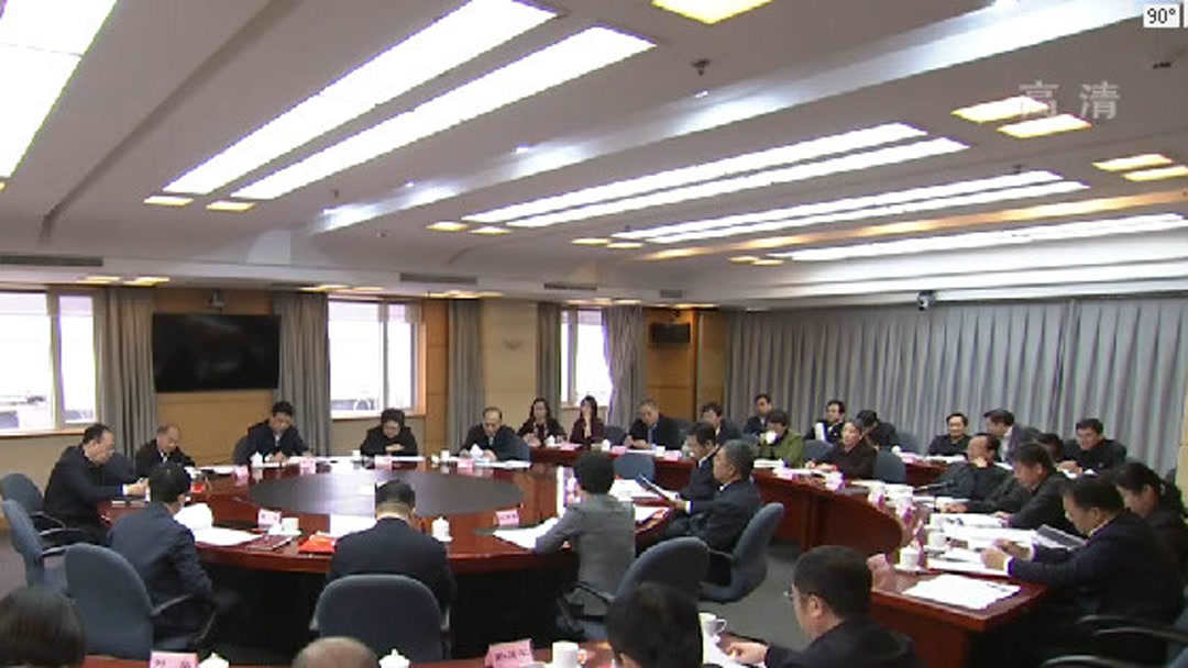 加强党的全面领导完成新时代的历史使命