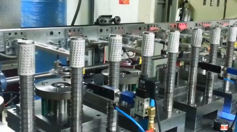 冲压连续模具机械,看完你觉得怎么样?