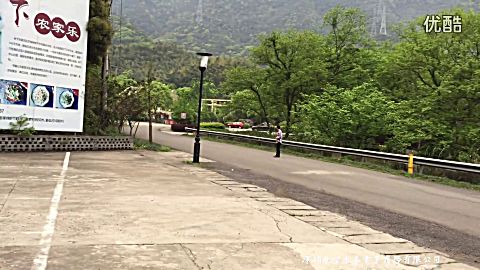 展望未来 车载车顶铝合金自行车支架安装后测试视频