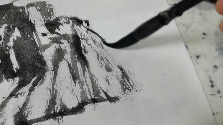 山水画初学者必看,用毛笔“擦”出山石的形状来,非常简单