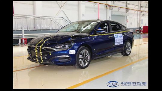 中保研:现代菲斯塔碰撞测试