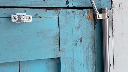 民间牛人发明的闭门器,一番展示过后,城里人保证没见过!