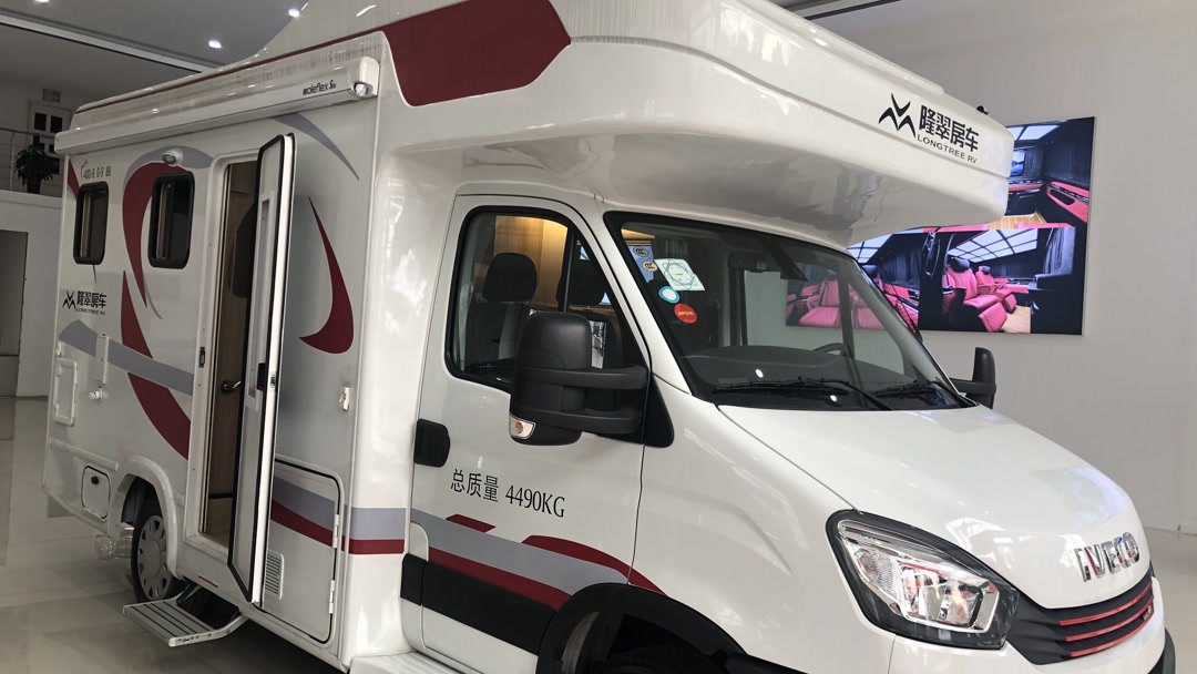 依维柯C型房车,新款戴德隆翠大额头无拓展房车介绍