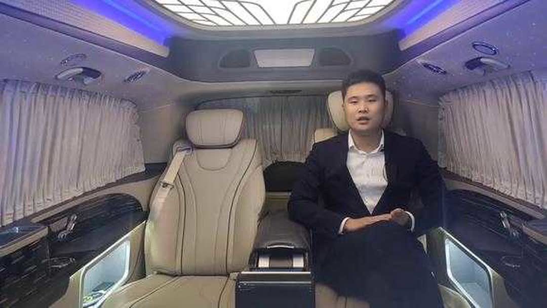 有商务车的朋友们 还在做原厂小座椅吗 装个航空座椅不香吗