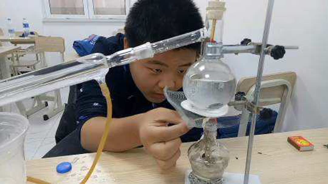 初中化学:水的蒸馏实验