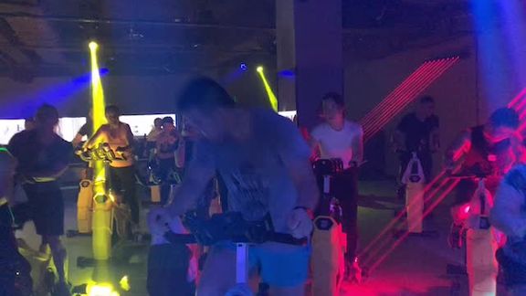 网红动感单车##舞动青春活力 #释放心情