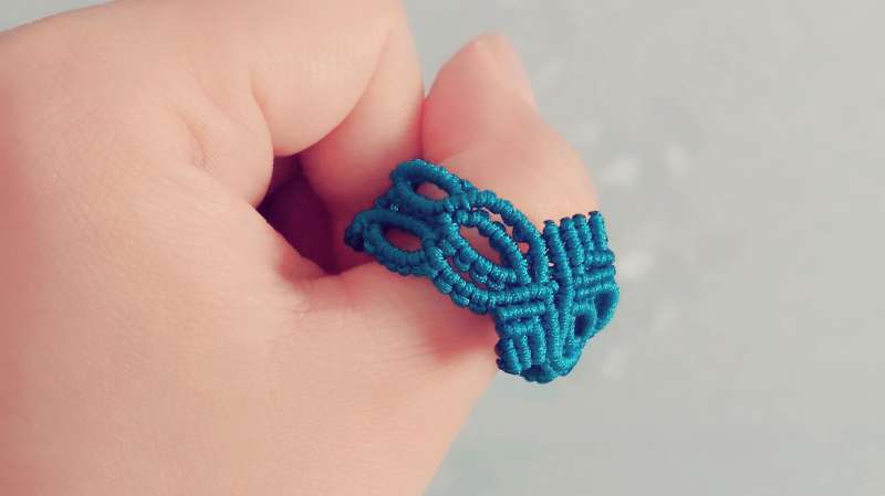 这款戒指虽然编法简单,几分钟就能完成,但它照样惊艳