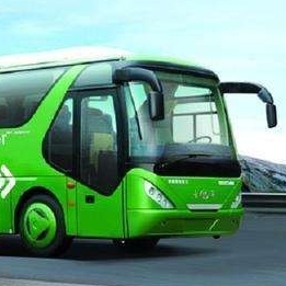 柏哥喜欢打电动啊 