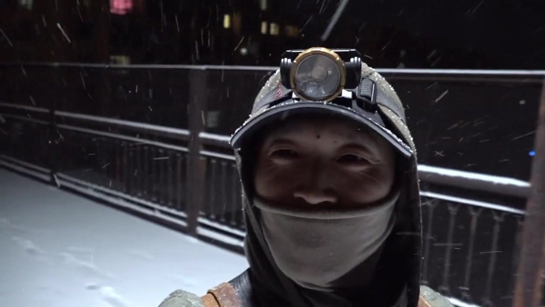 闪电户外:史上最难的一次,夜间打水记!SONY FDR-AX700