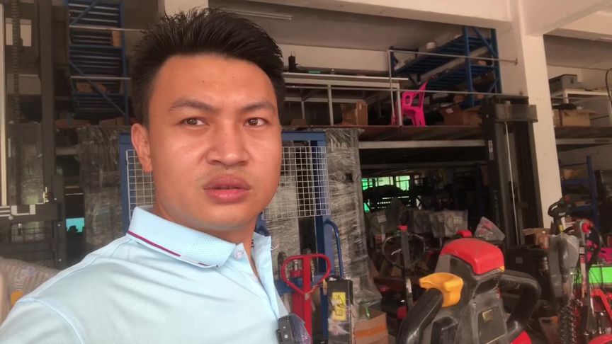 中文手持修改中力锂电控制器参数#小金刚电动叉车维修培训
