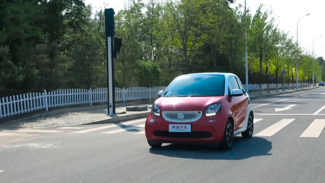 smart实拍 空间展示及动态试驾