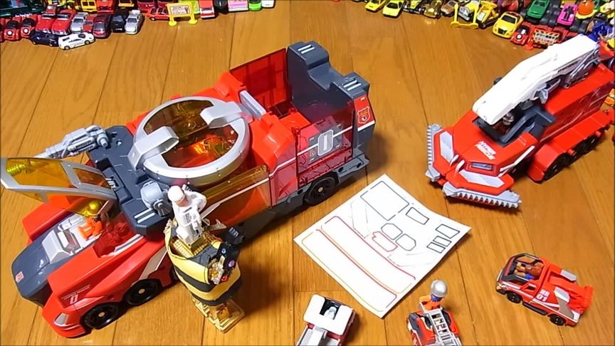 紧急救援队 机动先驱者 动画玩具 之【特种吊车】开箱定格动画