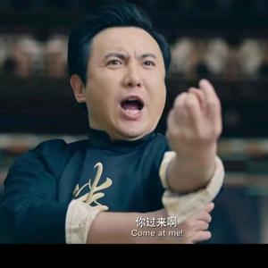 他大哥他二哥都是她哥 