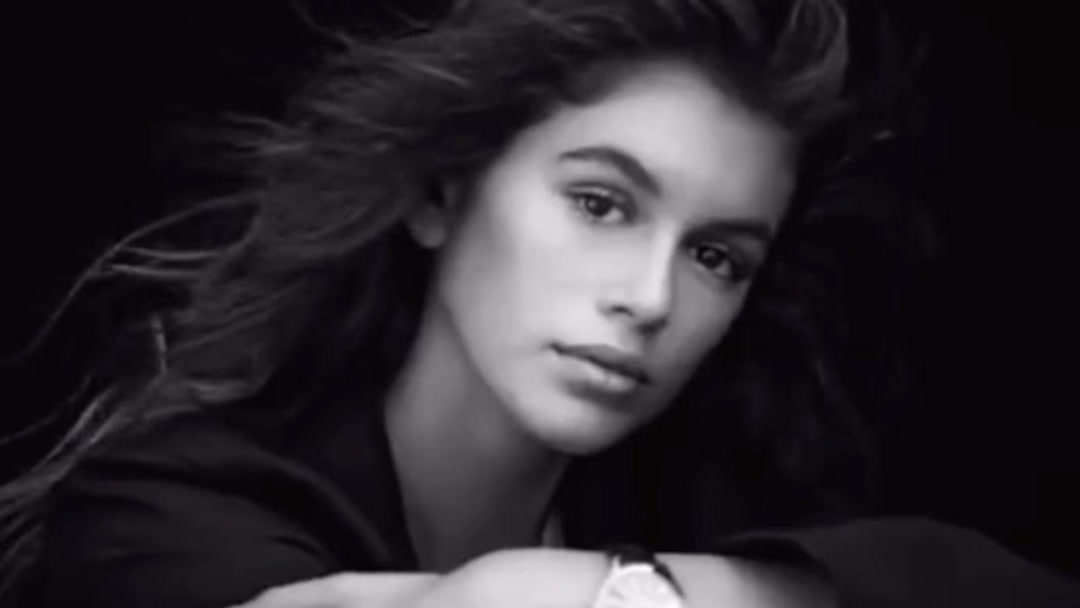 ...腕表的悠久传统,每一款腕表均呈现纯美的设计风格,演绎前沿时尚理念...