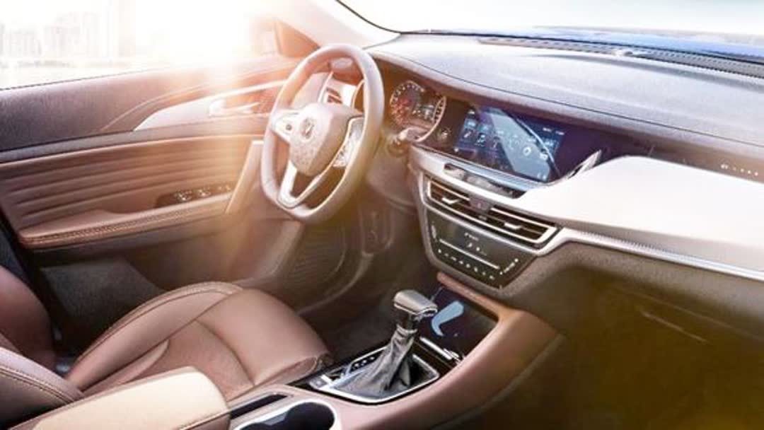 内饰终于逆袭了 长安CS35内饰曝光