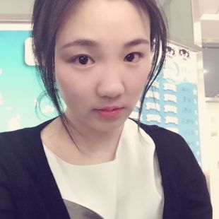 珊小炮是洋娃娃妈妈 