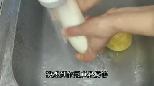 白萝卜和梨子放一起,没想到作用真厉害,农村89岁奶奶最爱这样吃