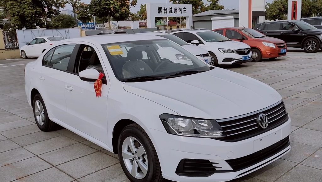 大众朗逸优惠3万多,新车落地不到7万,真是老百姓首选