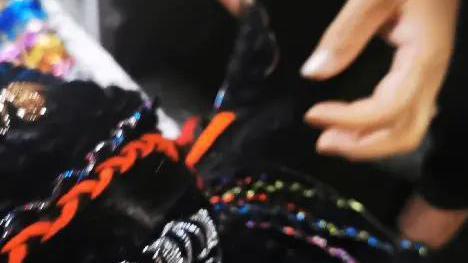 少数民族头饰,简单得体,好看大方,实惠有特质