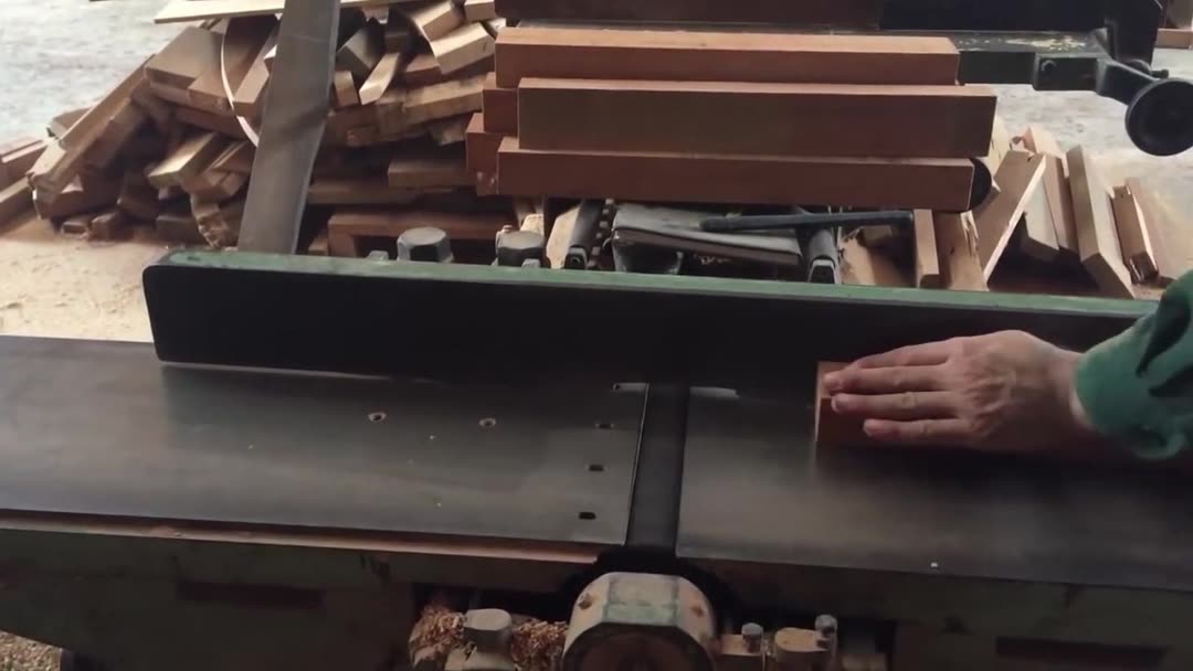 工厂实拍制作实木椅子,这技术堪称鲁班之后