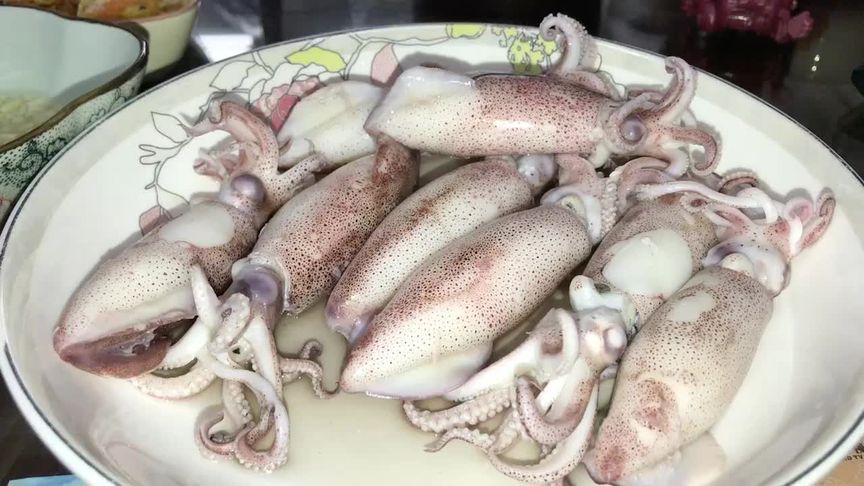 夏天必备,小白管,今晚妈妈生日,烫了小白管下酒ߘ�ߘ�ߘ