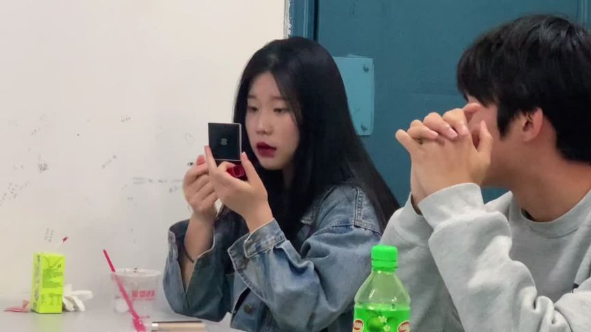 大家都是汉堡包 凭什么你们都是憨憨 就我是宝宝#校园