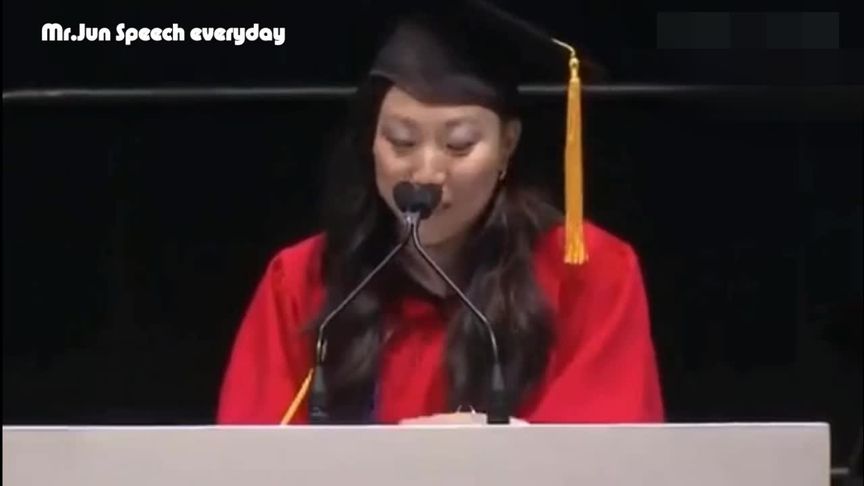 献给高考后的你们中国女大学生毕业演讲-告诉你大学该如何做
