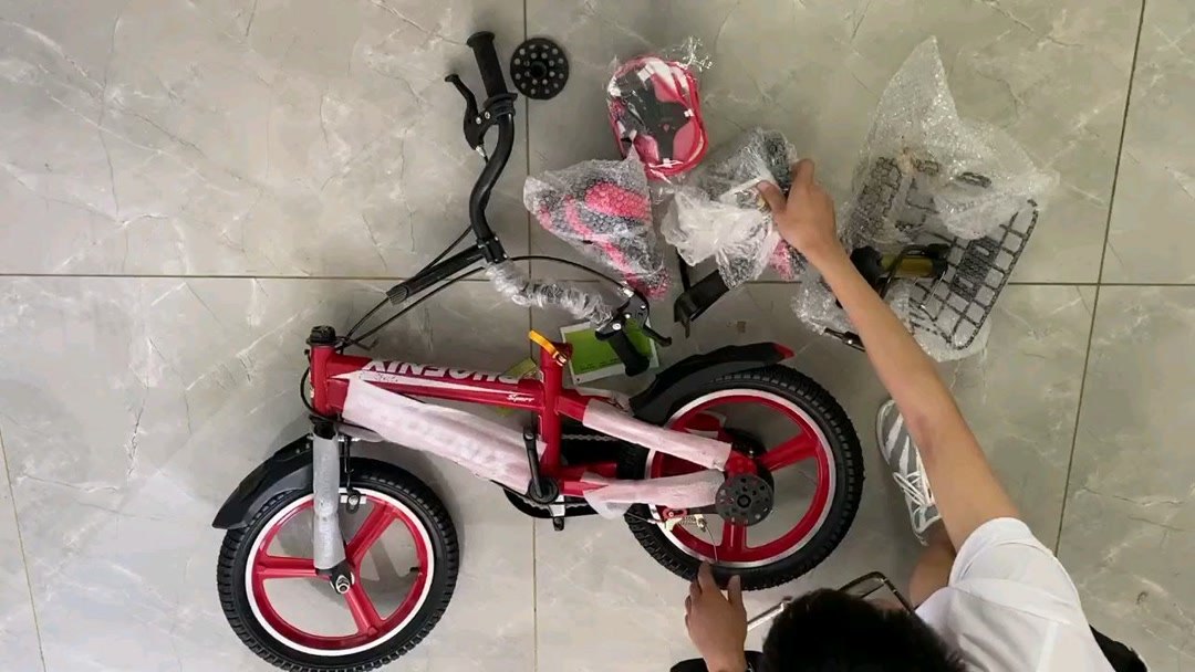 凤凰儿童自行车安装视频