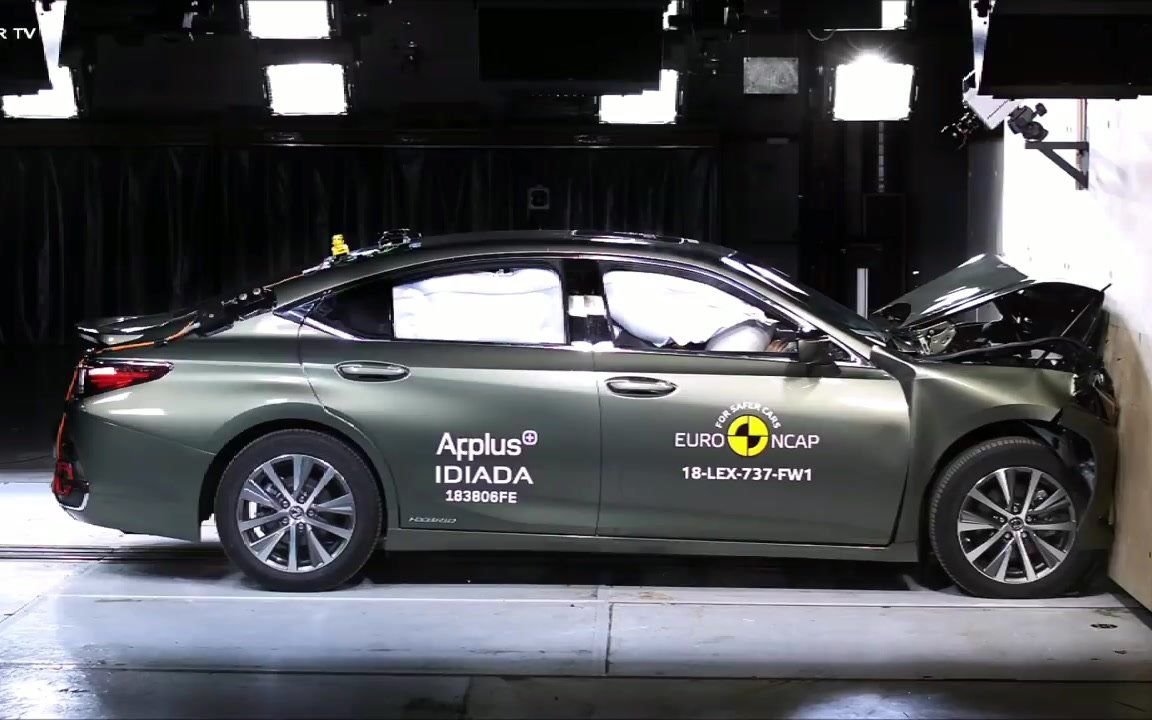 碰撞安全测试——雷克萨斯 Lexus ES