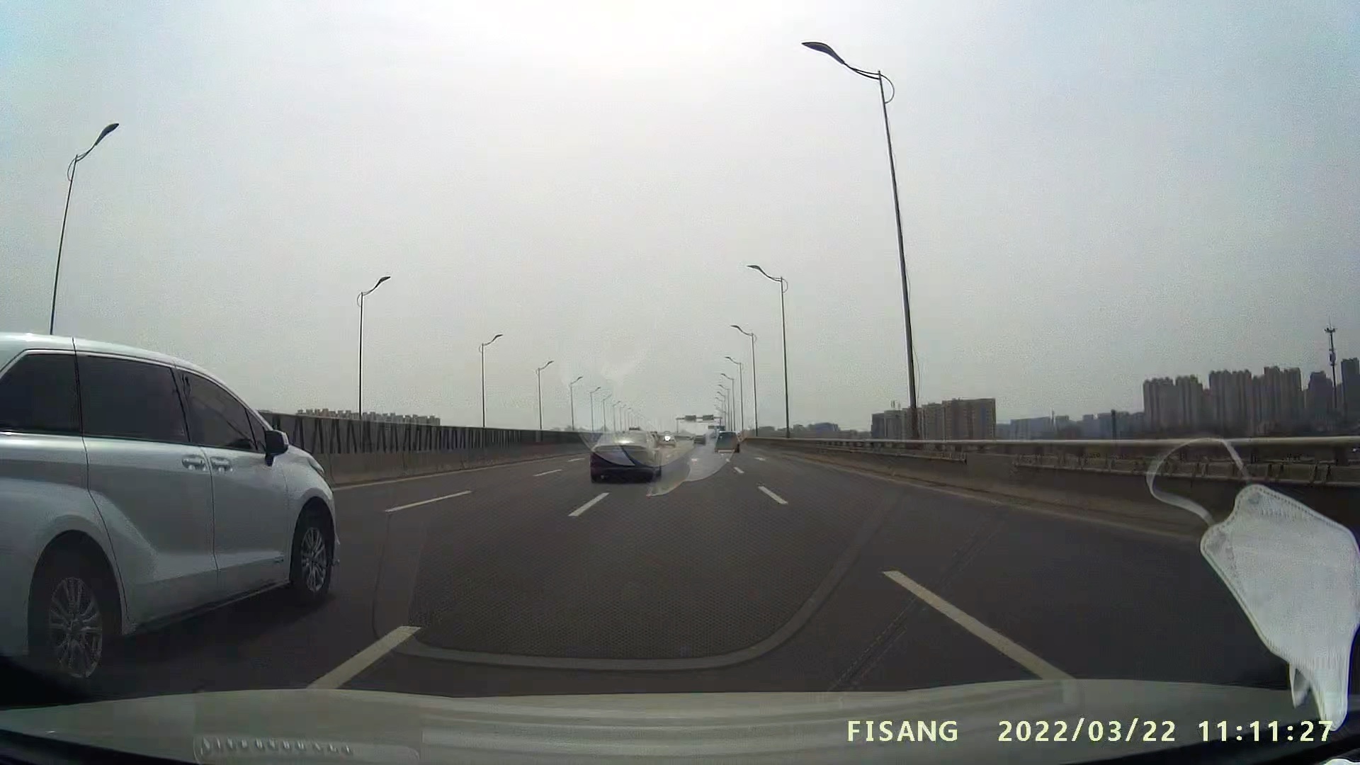 行车记录仪拍下的那点事儿…