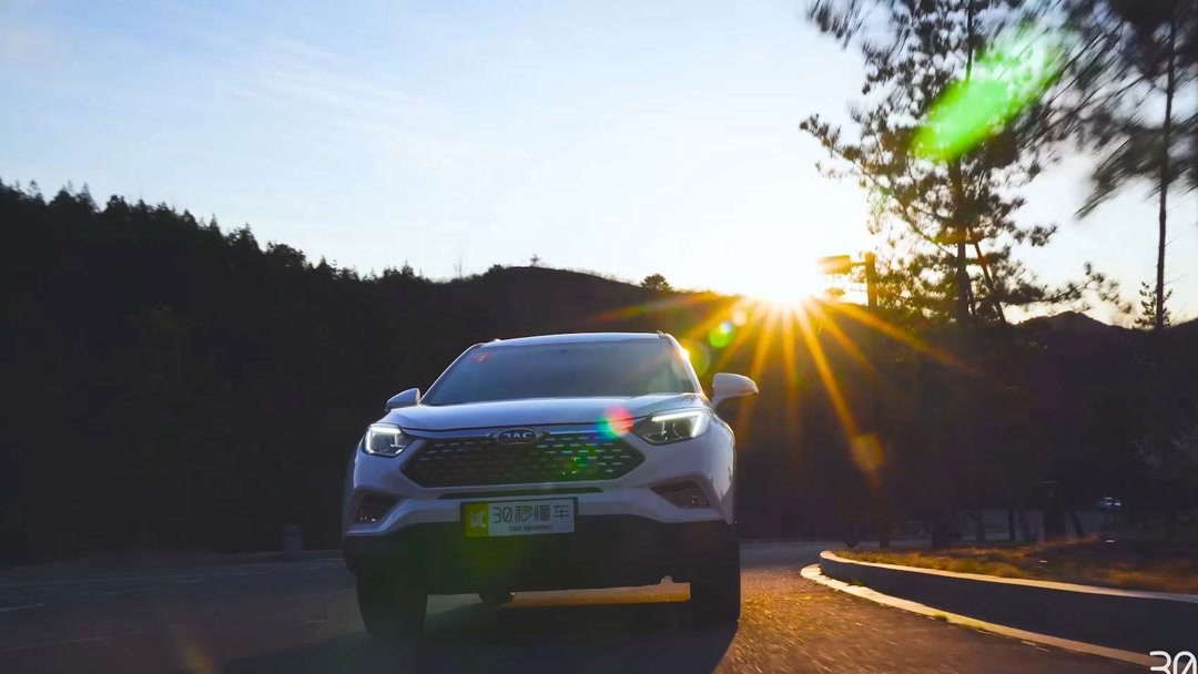 8万起售 操控出色配置高 江淮瑞风S4 1.5T CVT版新车首测