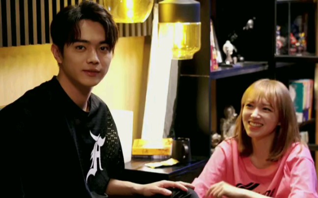 【程潇】《你微笑时很美》花絮:来,吃药!