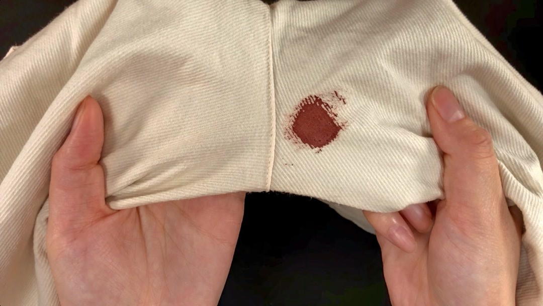 裤子衣服有干血渍不用愁,教你简单窍门,新老血渍轻松洗掉,实用