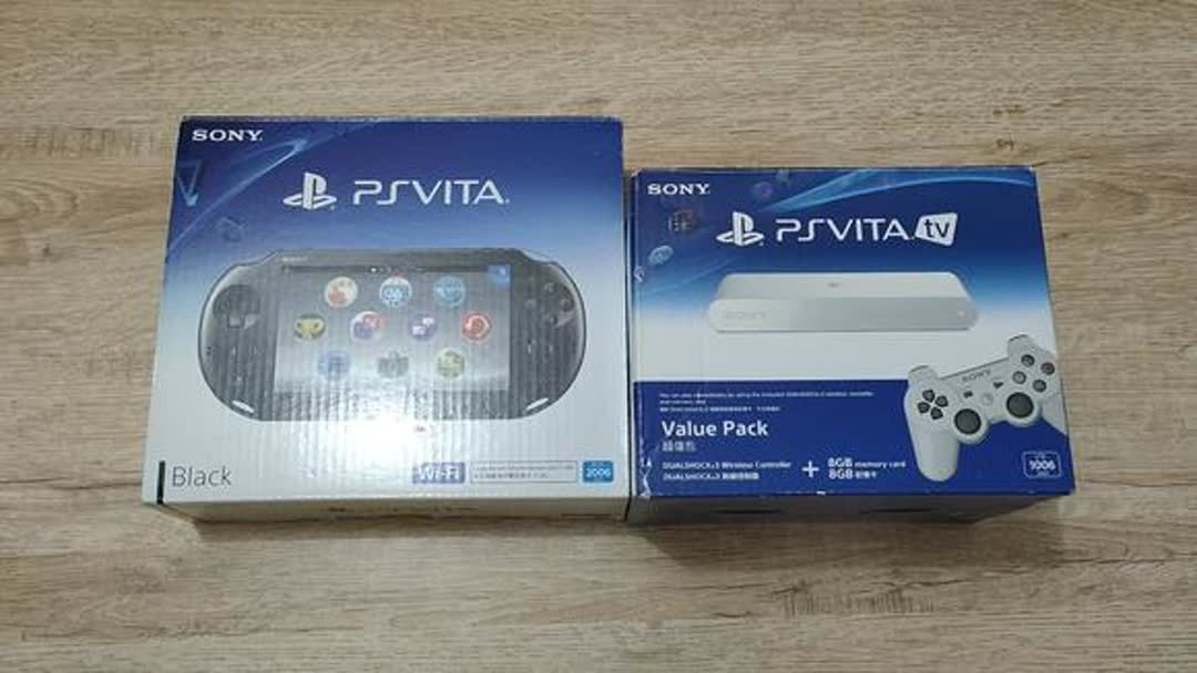 今天收的两台全新的游戏机,SONY的psv和psvtv东西不错收藏了