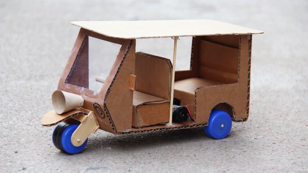 牛人制作了一辆电动人力三轮车,真的棒极了!