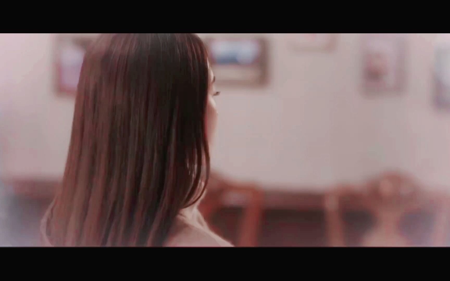 【张小斐】/ 怎么会有小姐姐又美又可爱又憨憨ߒ