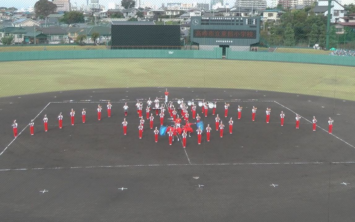 小学校行进管乐团棒球场音乐会